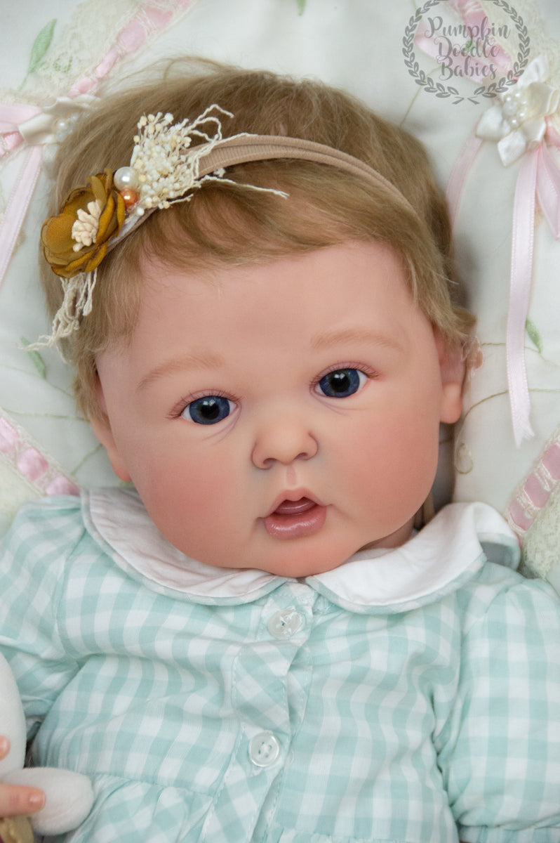 Erin by Ann Timmerman – Pumpkin Doodle Babies